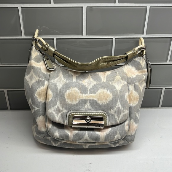 Coach | Bags | Coach Hobo Bag Kristin Op Art Ikat Print Silver Gray ...